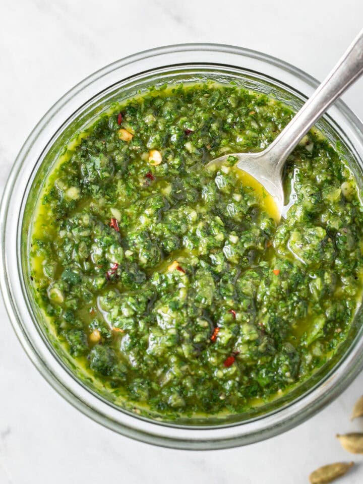 5 Minute Spicy Cilantro Sauce (Zhoug!) - simply ceecee